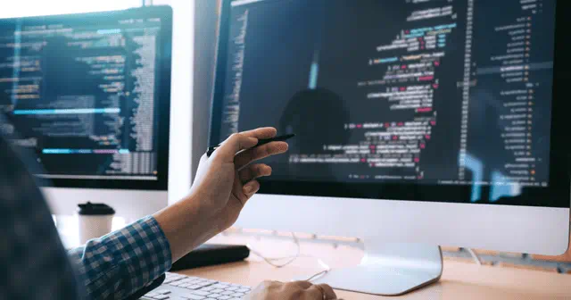 Front-End Web Developer Career Guide | Akkodis